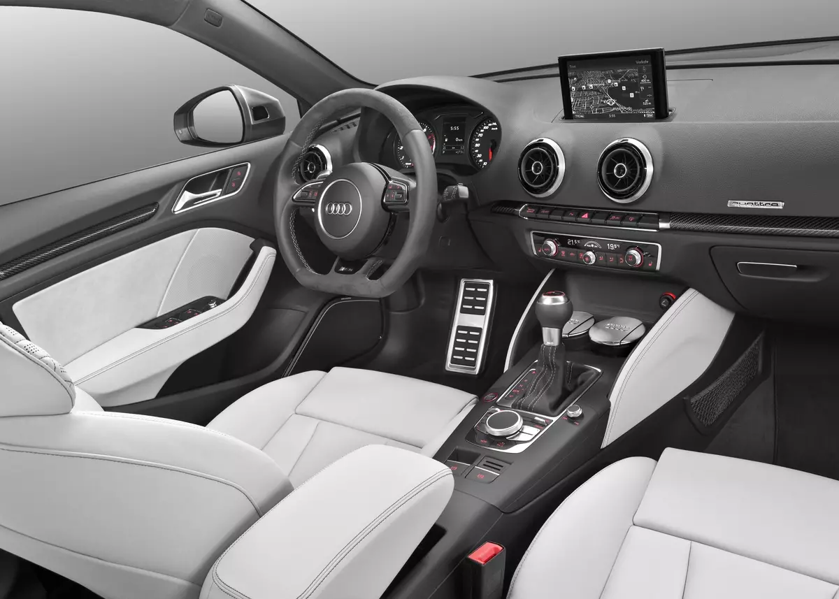 Audi_rs_3_SportBack_20.jpg