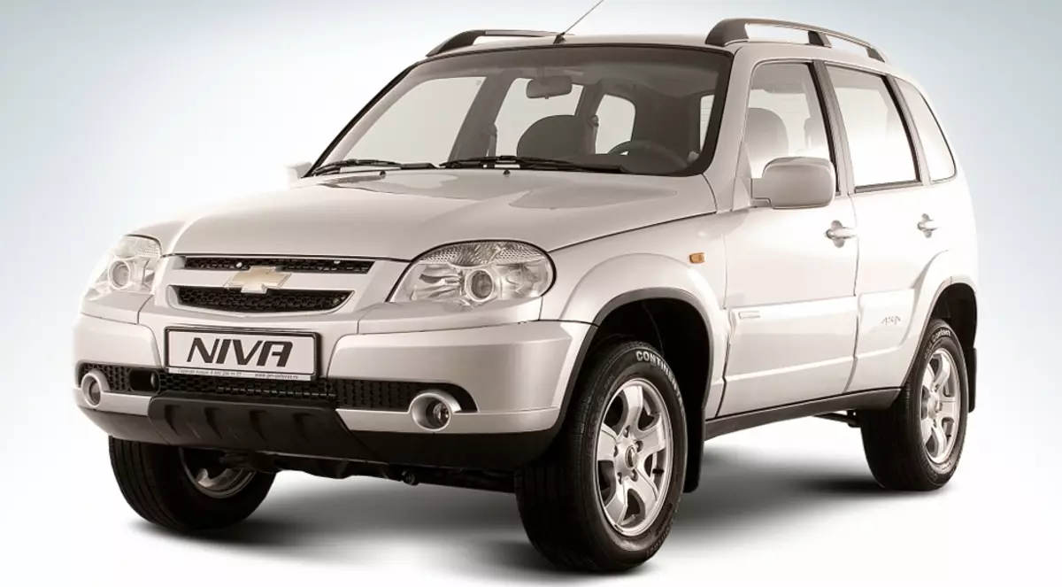 Chevrolet Niva ýaşlary uzaldar 18359_1