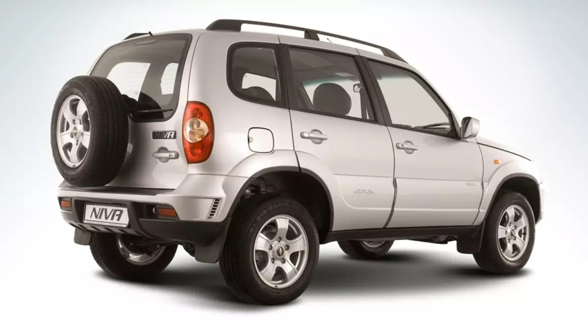 Chevrolet Niva ახალგაზრდებს ვრცელდება 18359_3