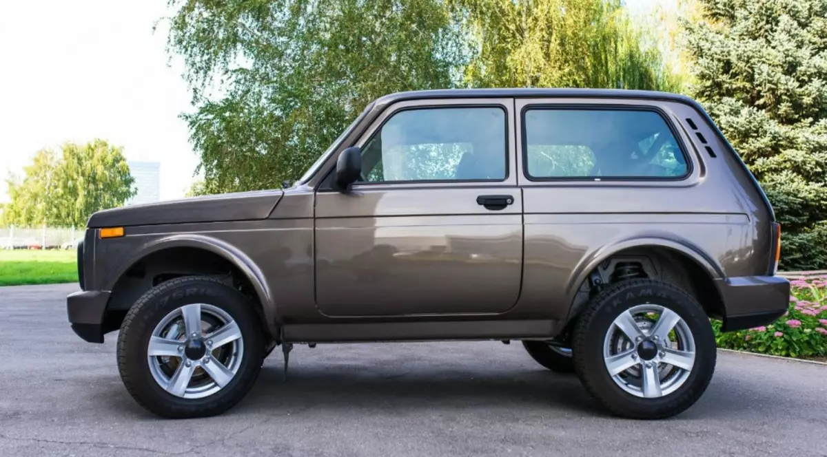 Avtovaz sẽ phê duyệt khái niệm kỹ thuật của Lada 4x4 mới vào đầu năm 2015 18454_3