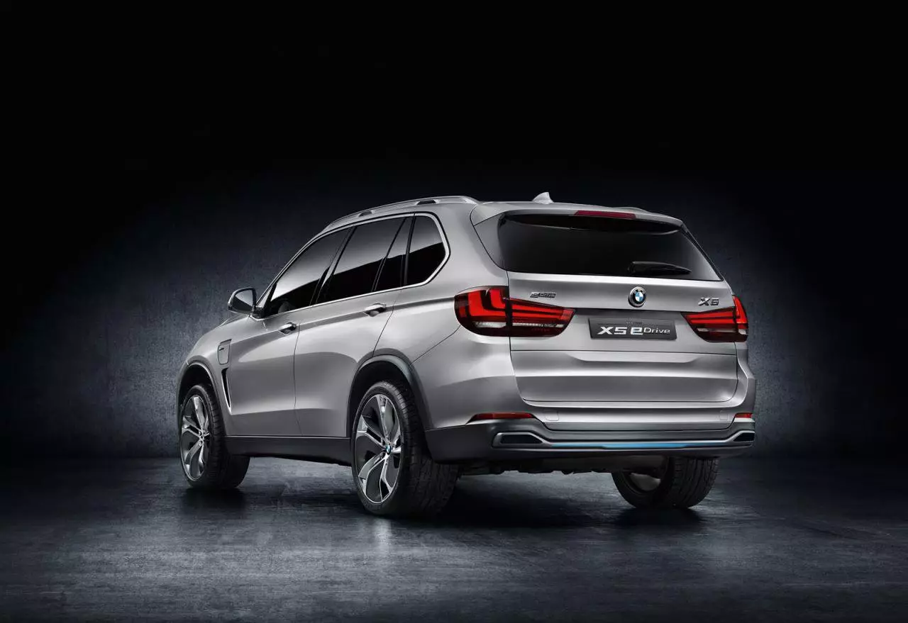 BMW lingaliro x5