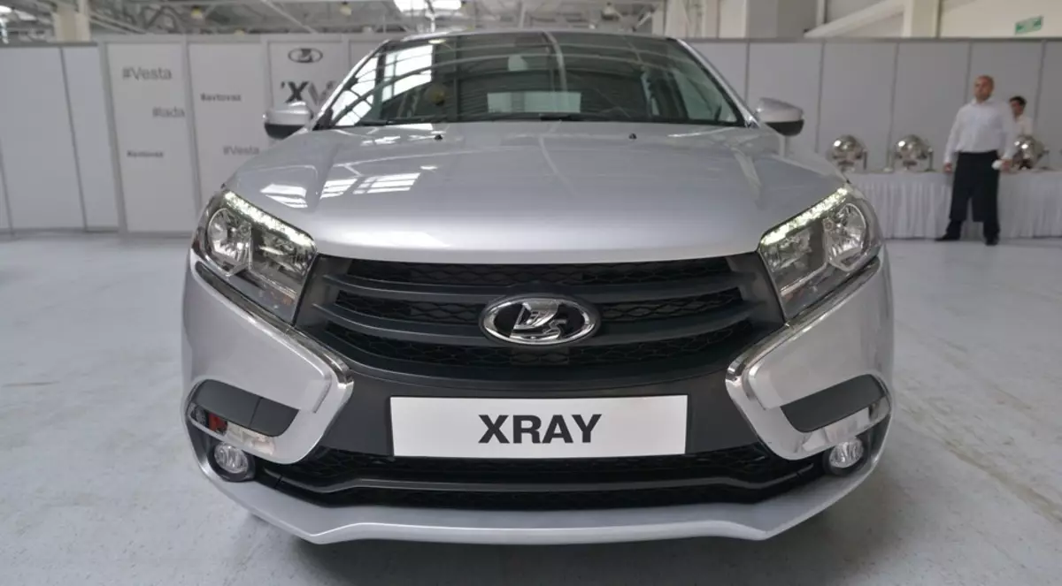 Lada Xray Crossover ஒரு பெரிய தொடர் 