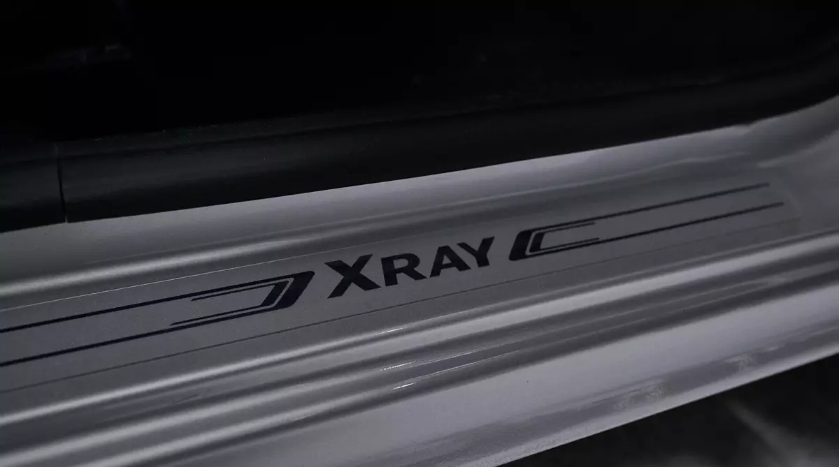 Lada Xray: Zer motor argitaratzen dira orain 18771_5