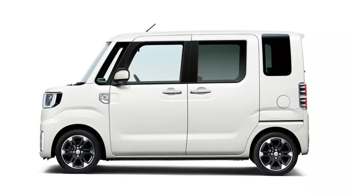 Toyota apresentou quadruple nano-venne pixis mega 187_11