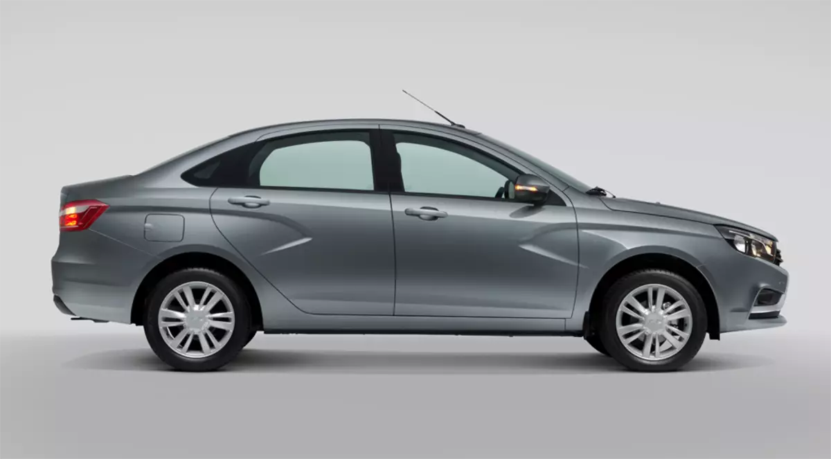 Lada_vesta_gray_exiter_009 (2) .png