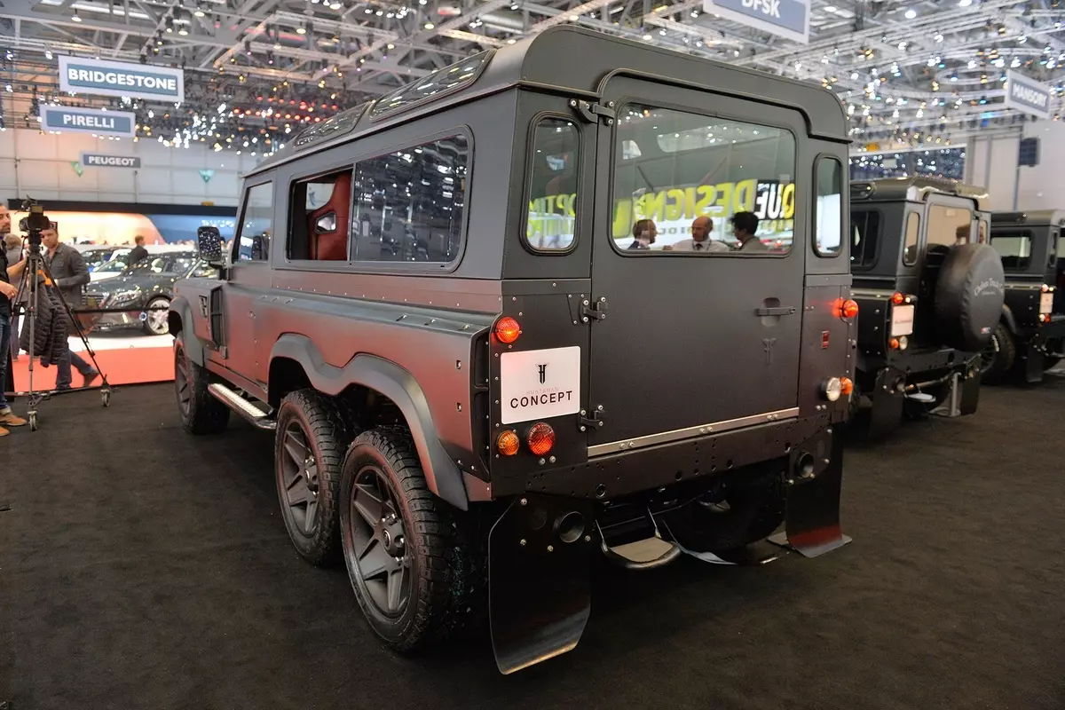 02-Kahn-Flying-Huntsman-110-WB-6x6-Geneva-1.jpg