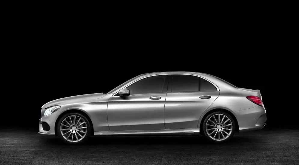 Mercedes ในฤดูใบไม้ร่วงปี 2558 จะเริ่มรับคำสั่งซื้อสำหรับการซื้อ C-Class Coupe 18972_3