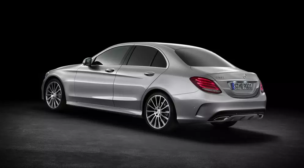 Mercedes ในฤดูใบไม้ร่วงปี 2558 จะเริ่มรับคำสั่งซื้อสำหรับการซื้อ C-Class Coupe 18972_4