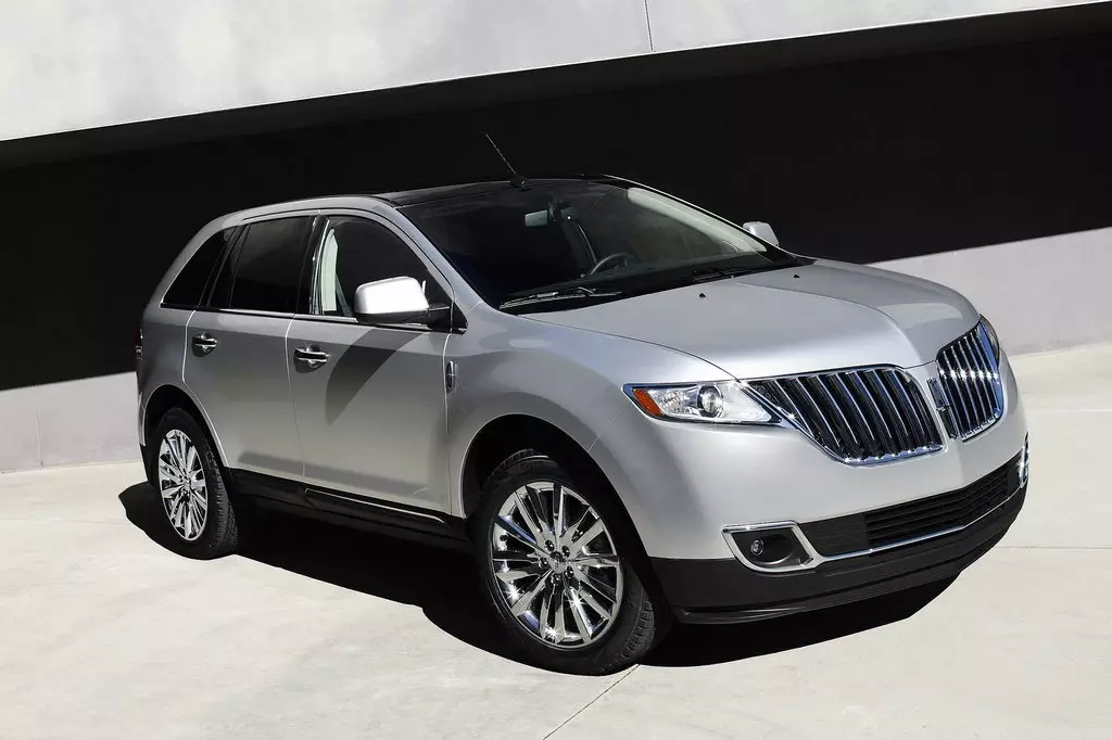 Lincoln Mkx.