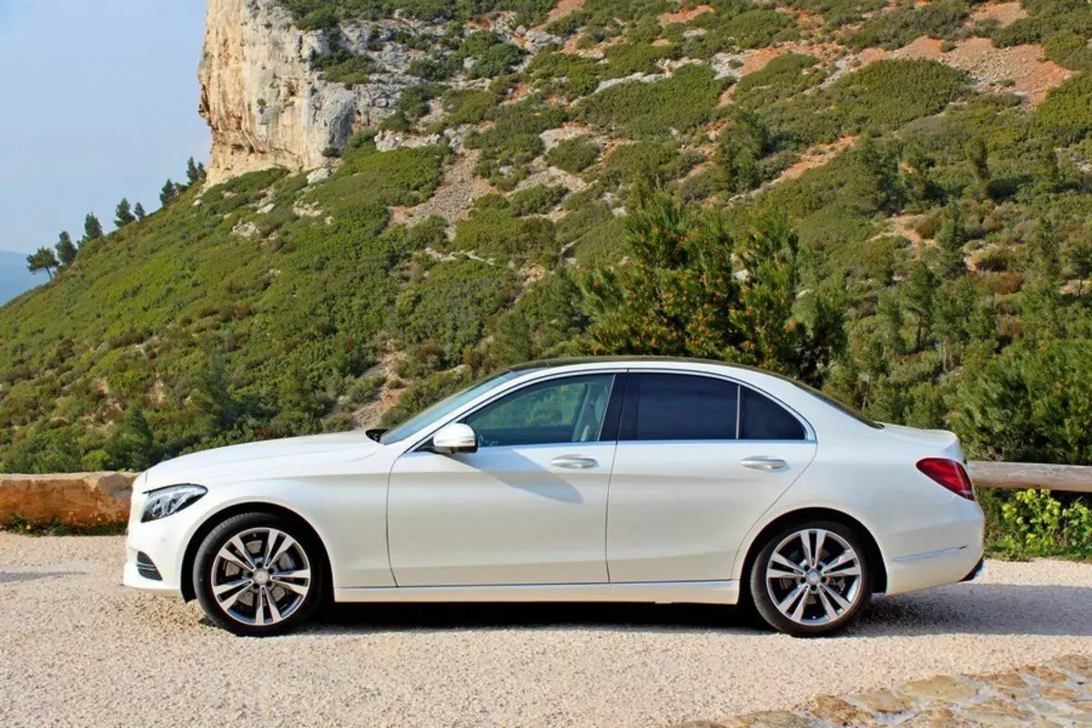 MERCEDES C-KLASSE