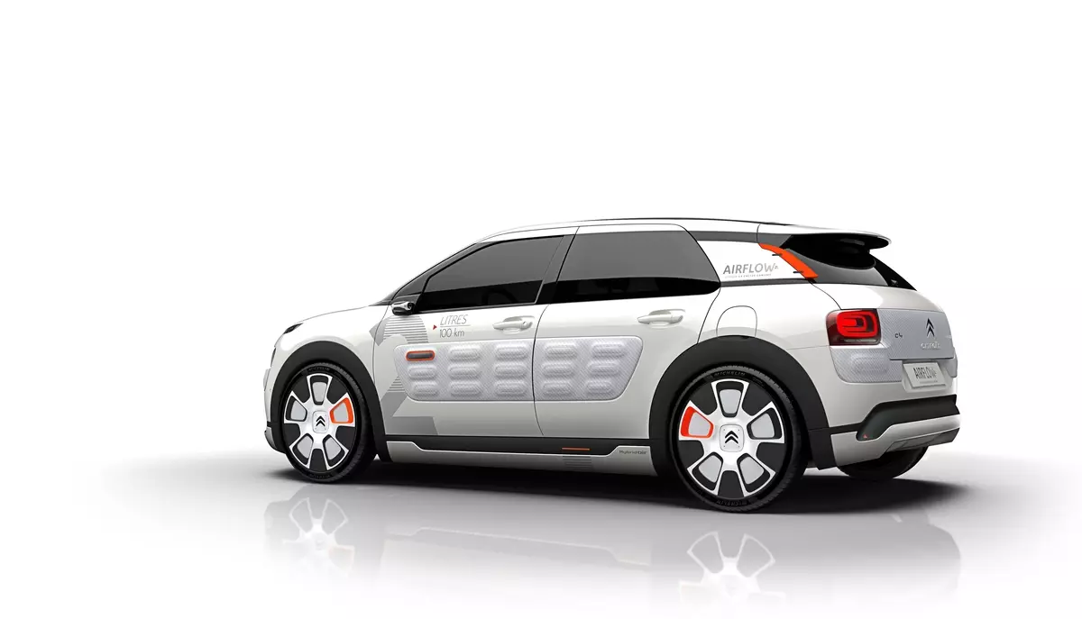 Citroen trình bày một khái niệm 2L của C4 CALTUS AIRFFLOW với hybrid trên khí nén 19298_9