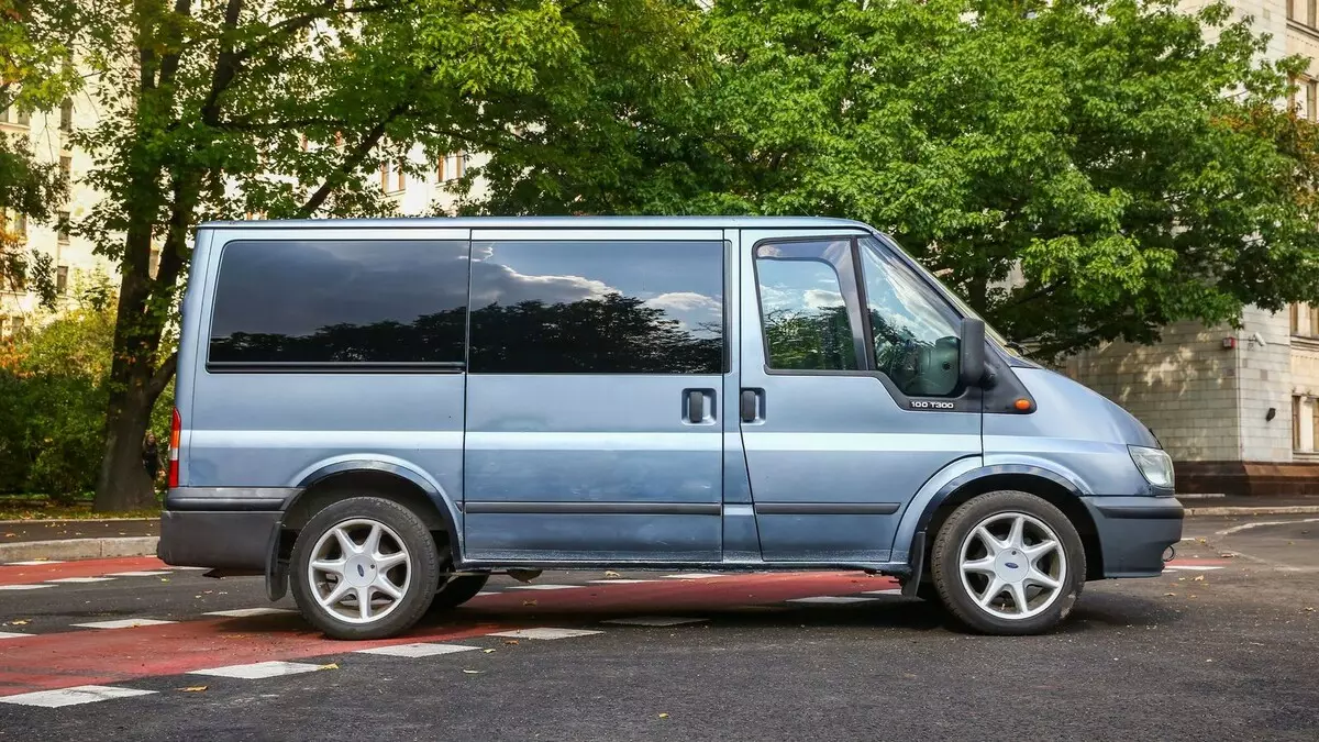 Ford Transit VI con quilometraxe: transmisións e motores 19817_10