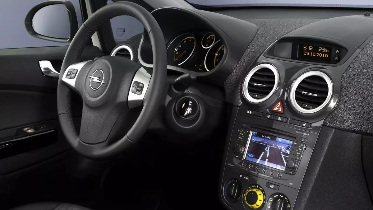 Trong ảnh: Nội thất Opel Corsa 3 cửa (d) '2010-14
