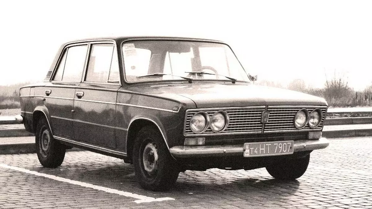 Dört göz vazo: VAZ-2103'ün gelişmesinin tarihi 19851_86