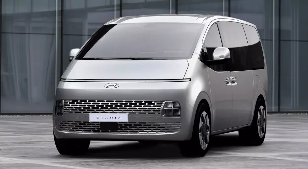 Teulu Hyundai Staria: Manylion Newydd a Lluniau o Minivan 
