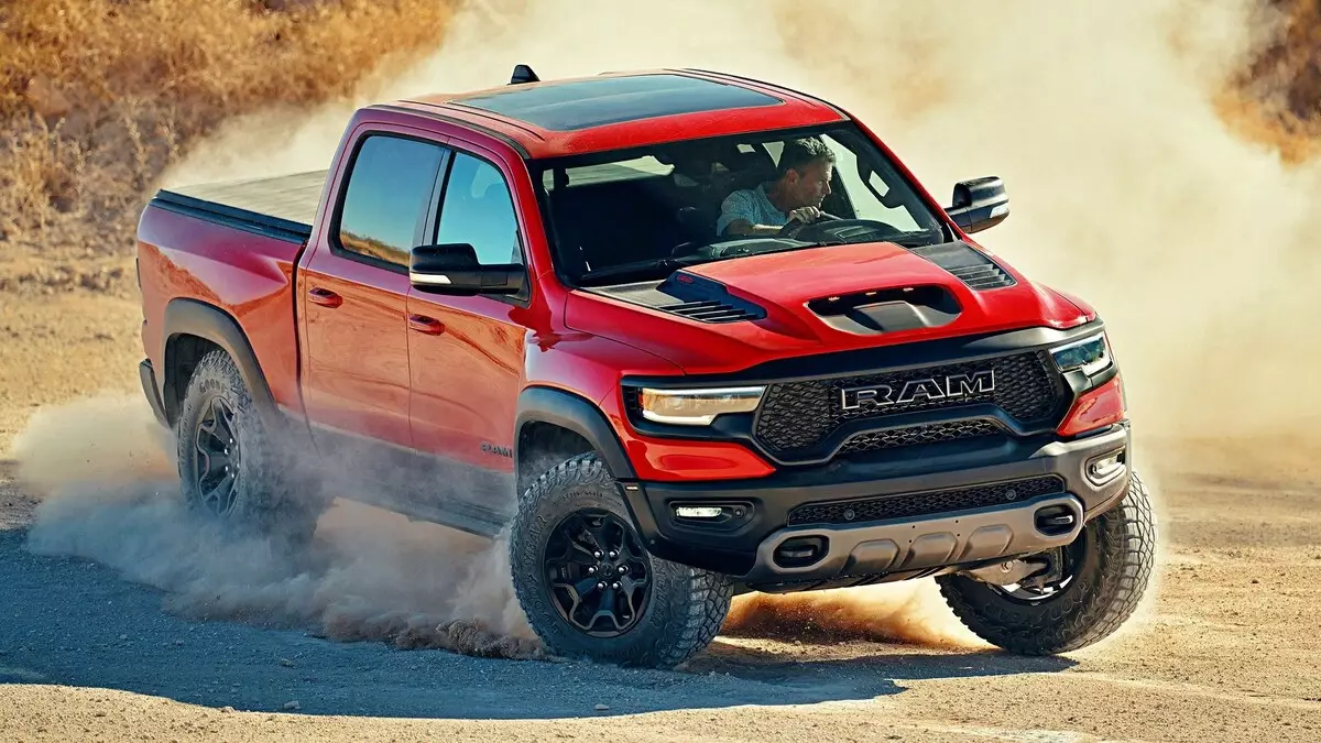 RAM 1500 TX: Extreme pickup με ένα δοχείο απορριμμάτων και 712 ισχυρούς κινητήρες 19893_12