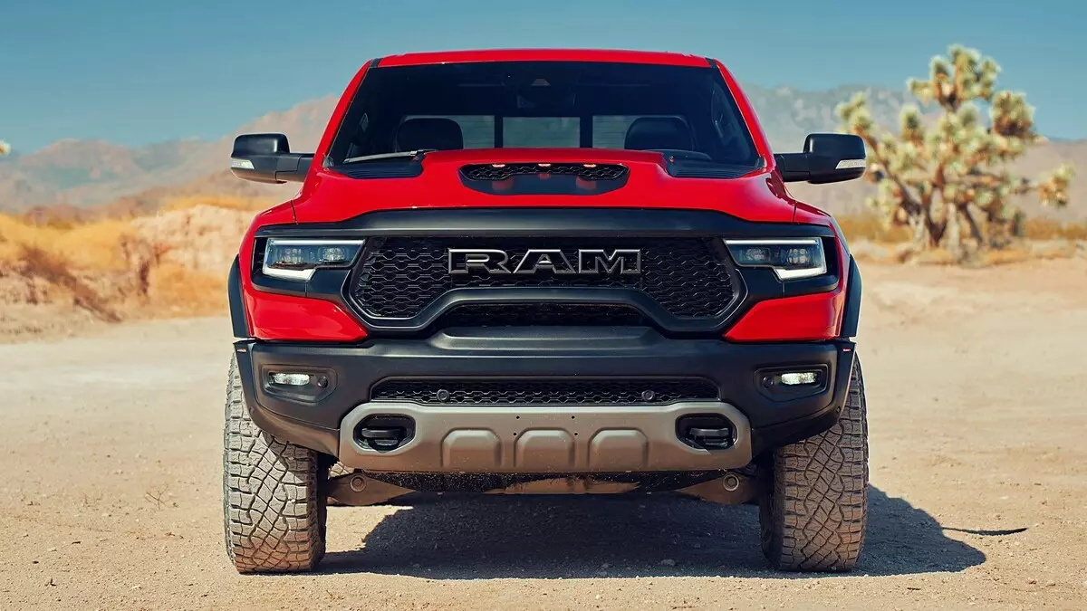 RAM 1500 TX: Extreme pickup με ένα δοχείο απορριμμάτων και 712 ισχυρούς κινητήρες 19893_14