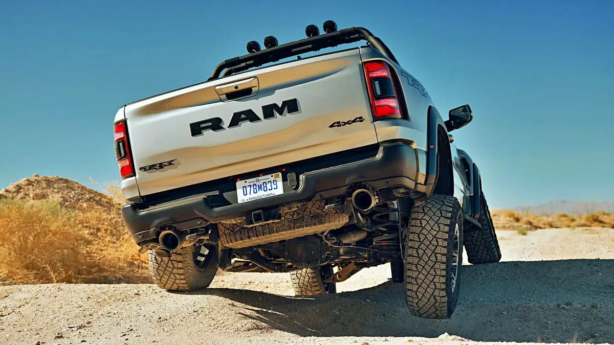 RAM 1500 TX: Extreme pickup με ένα δοχείο απορριμμάτων και 712 ισχυρούς κινητήρες 19893_17