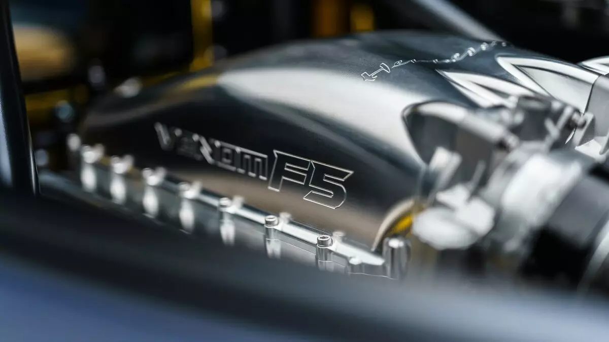 Serial Xennessi Venom F5: 1842 HP, 2,6 S dan 