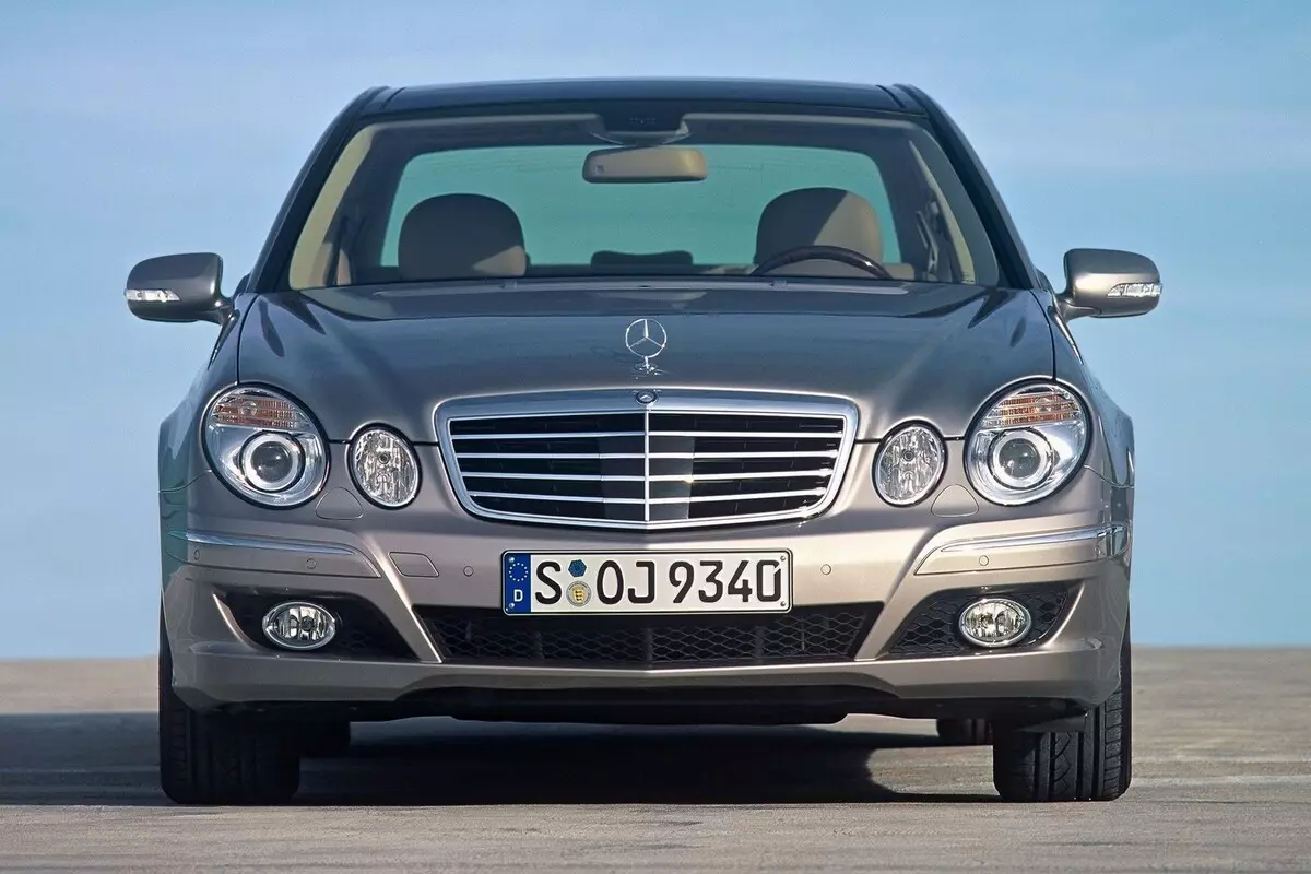 Mercedes-Benz E 350 Dünyada (W211) '2006-09