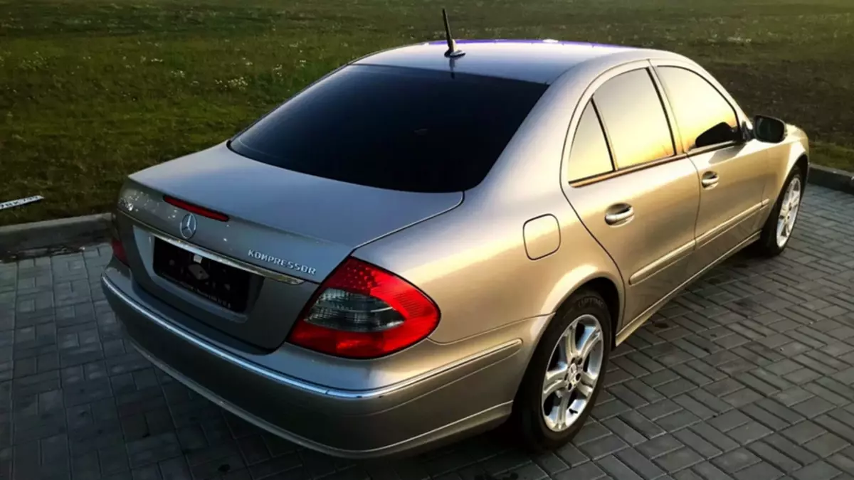 Squint - vitse deyil: 600 min rubl üçün Mercedes-Benz e-Class-ı satın almağa dəyərmi? 19953_10