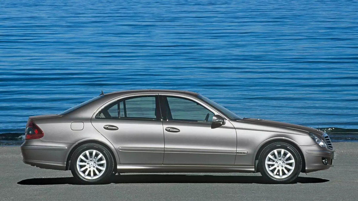 Mercedes-Benz E 350 (W211)