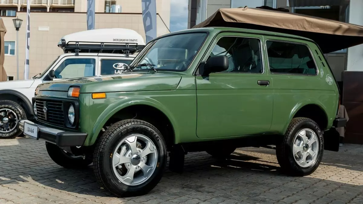 Lada 4x4 dan Chevrolet Niva: Apakah perbezaannya dan apa yang berbeza? 20070_48