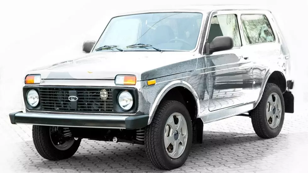 Lada 4x4 dan Chevrolet Niva: Apakah perbezaannya dan apa yang berbeza? 20070_49