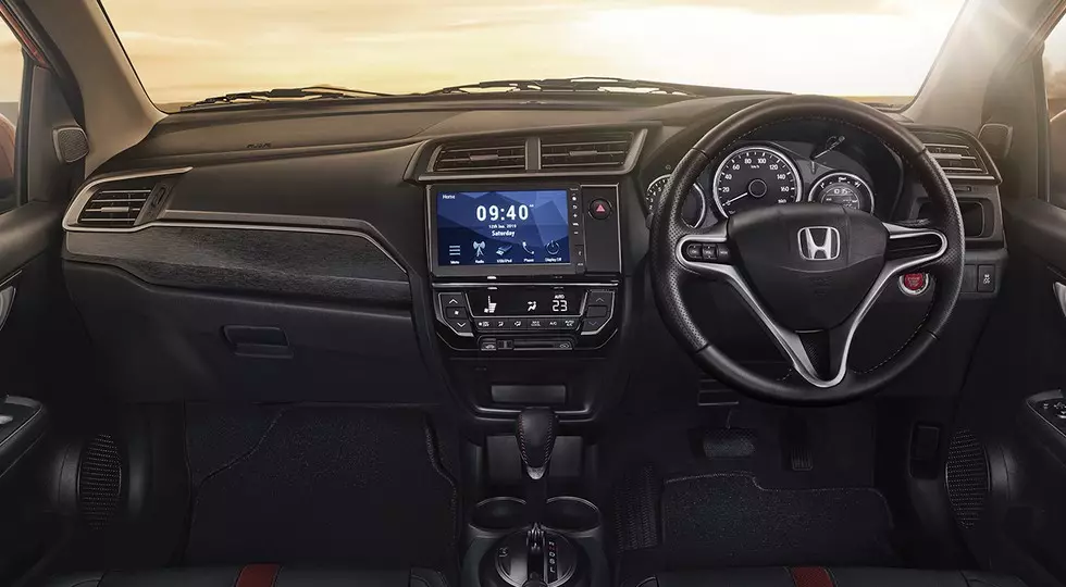 Honda sedang mempersiapkan perdana dunia: Crossover atau Compacttvan? 20112_3