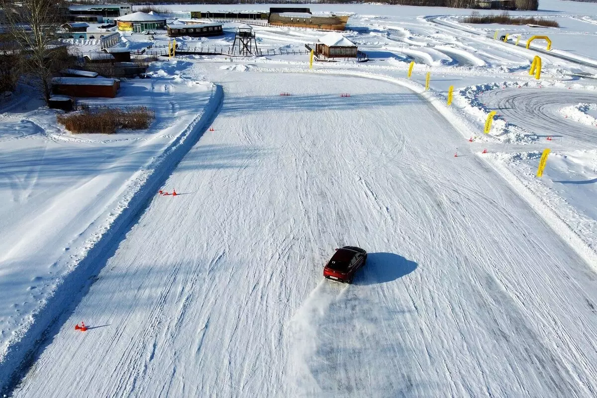 Lub caij ntuj no sim tsav renault arkana 20141_19