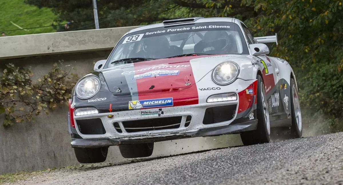 2015_porsche_911_gt3_2.jpg.