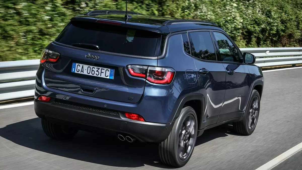 Jeep Compass is now done in Italy with an updated line of power units 20268_4