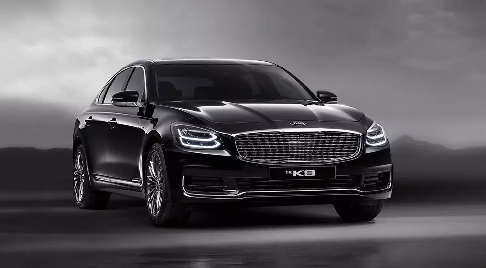 I-Kia ilungiselela i-premiere ye-sedan K900 etholwe kabusha: I-Flagship yabamba izinhloli 20276_6