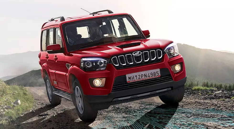 Scorpio Mahindra, nke enweghị ike inweta na Russian Federation: ogbugba ọhụrụ na vidiyo 20283_6