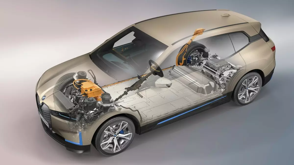 BMW viste Serial Liftbek I4 og delte detaljene om crossover IX 20317_13