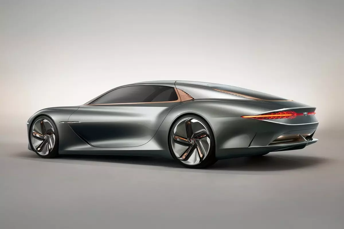 Gigantul inadecvat: Bentley a introdus un concept de software EXP 100 GT 20430_7