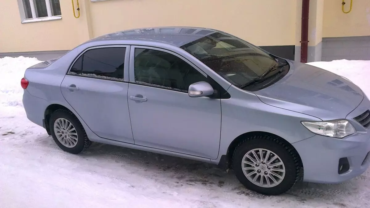 Da li vrijedi kupiti Toyota Corolla X E150 za 600 hiljada rubalja 20488_12