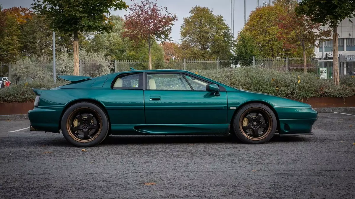 Lotus Esprit 1996: eksperyans Pwopriyetè 20490_2