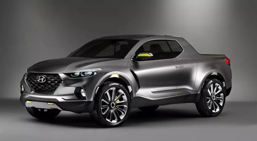 Hyundai forlasos la Rusa Federacio sen kamioneto, sed la nova Santa Fe jam povas atingi nin ĉi-jare 20520_1