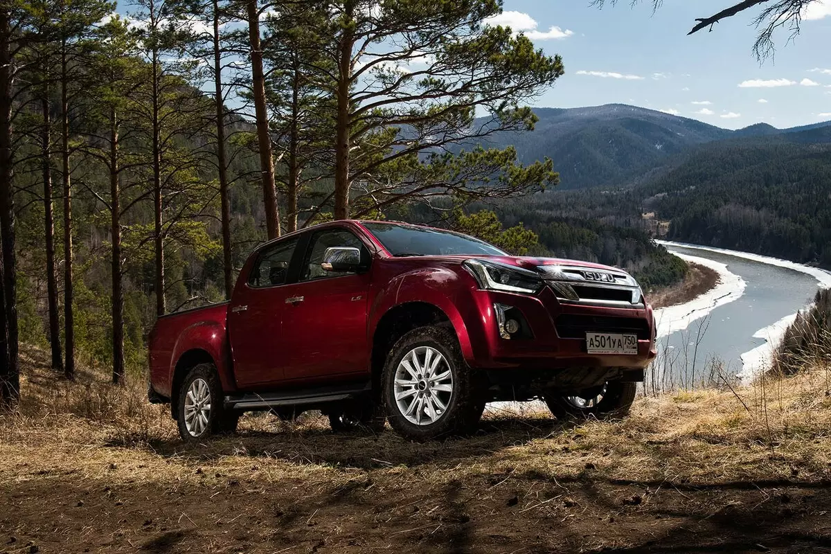 Përmbledhje e Isuzu D-Max për Rusinë 20555_4