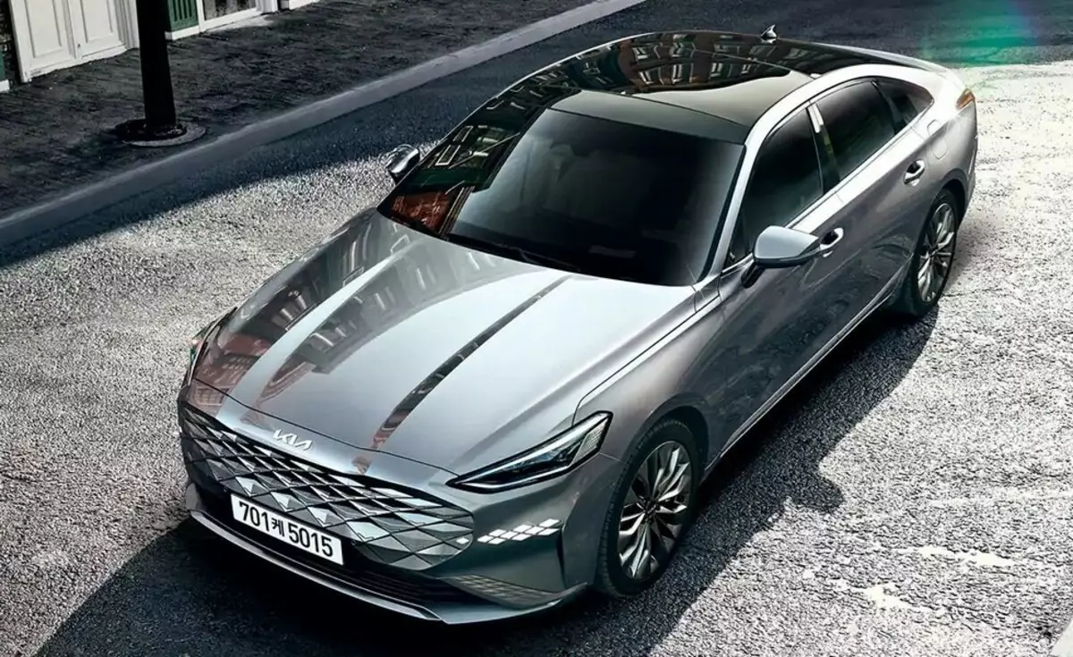 İndi rəsmi olaraq: Kia Cadenza sedan K8 dörd təkərli bir sürücü aldı 20580_3