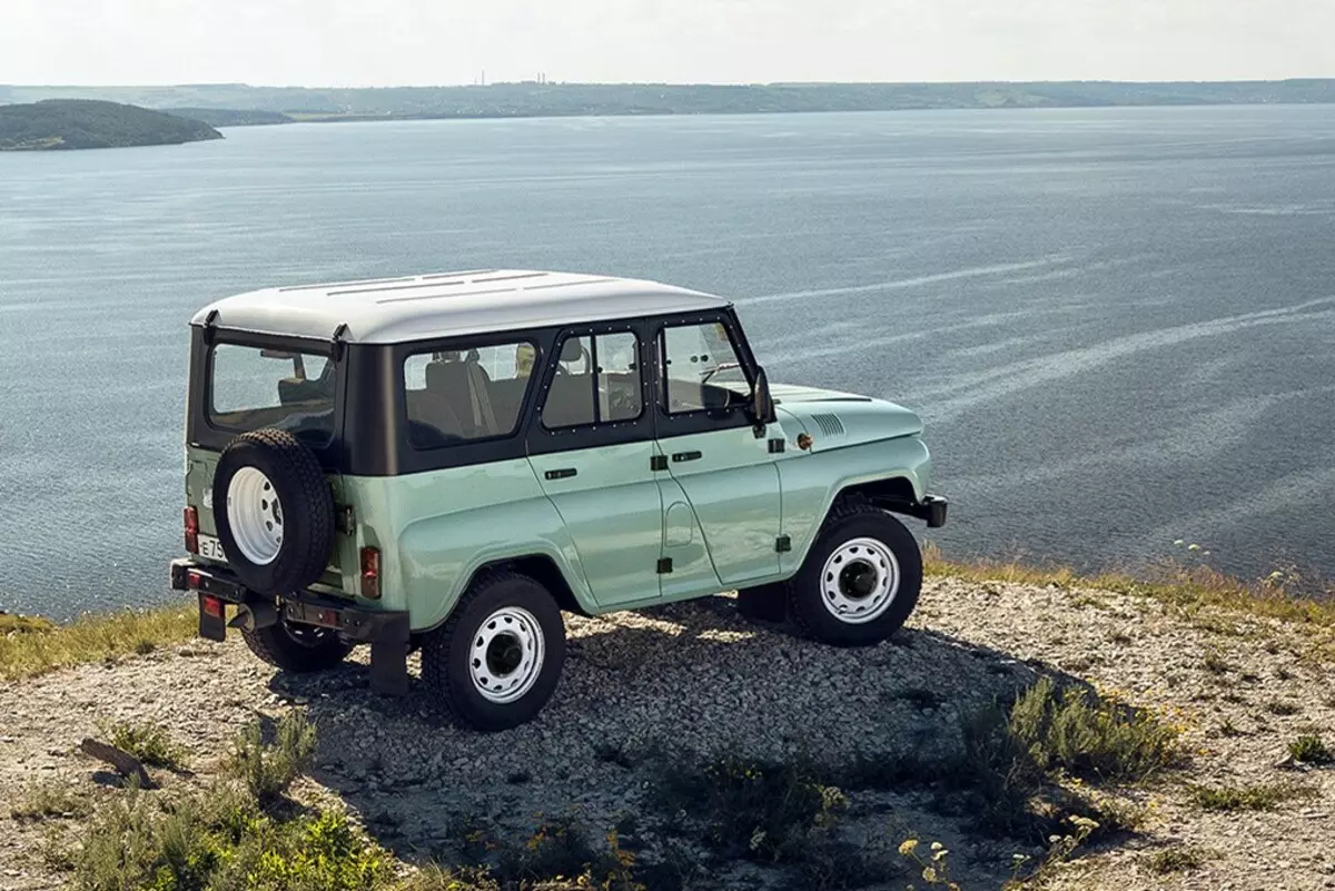 UAZ Hunter pozostanie na przenośniku, ale tylko dla dobra za granicą 20610_3