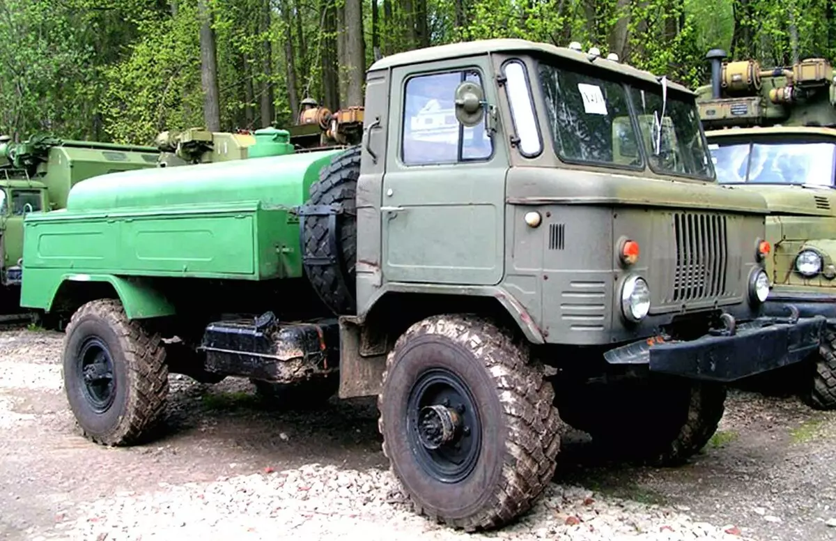 Specials Gaz-66 20629_12