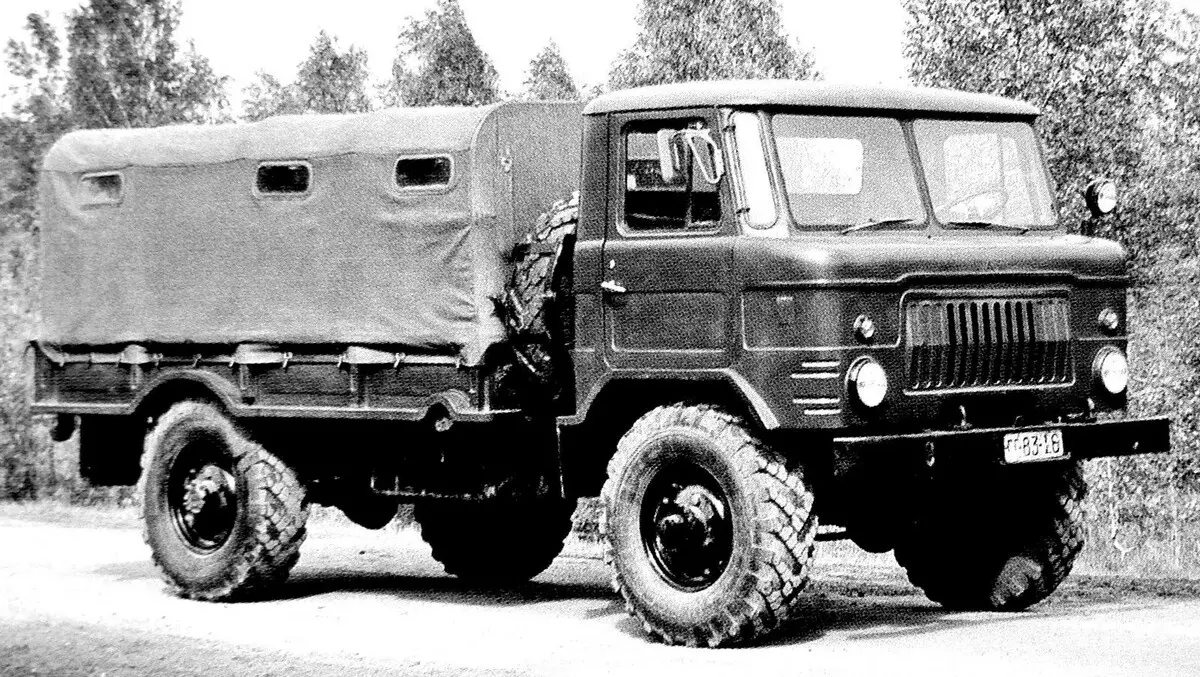 Gaz-66: Shekaru 40 na ci gaba da ci gaban motar Sojojin Sojoji 20630_5