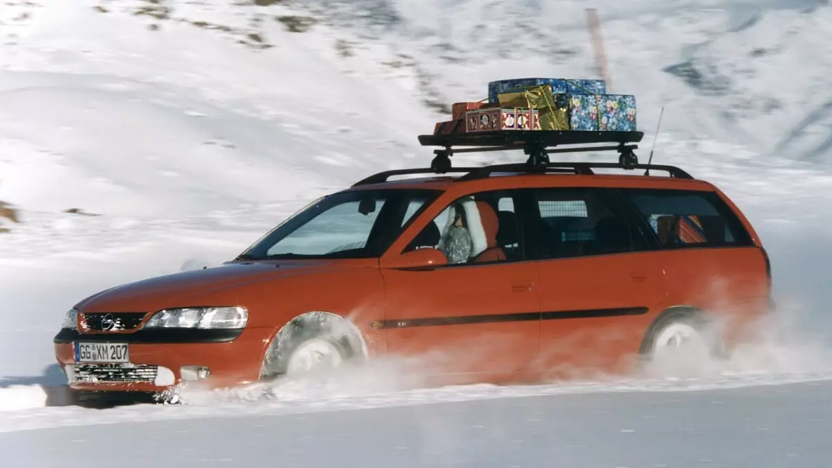 Vyberte Opel Vectra B s najazdeným kilometrom: úspešné a neúspešné motory a boxy 20723_5