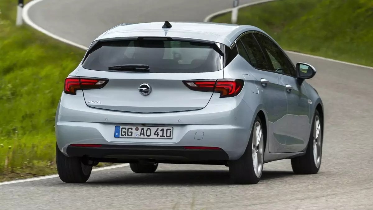 2022 жаңы Opel Astra 20727_4