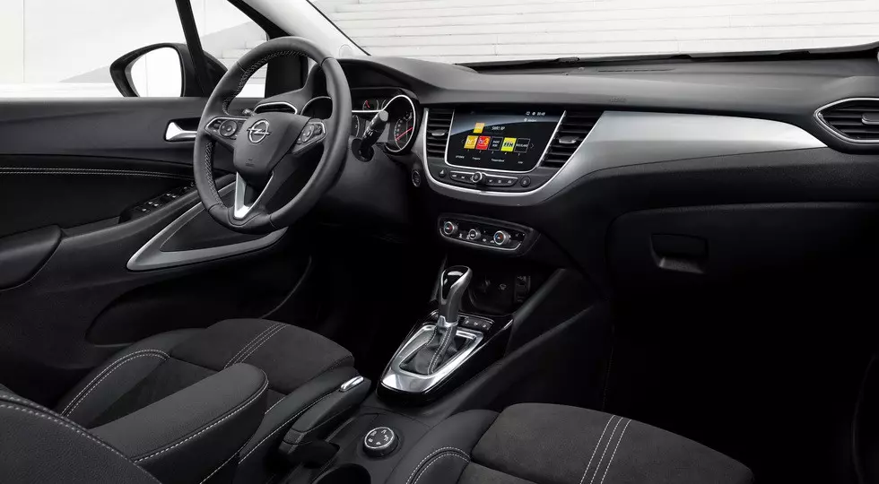 Opel Ресейде кеңейді: Рамма кроссанды шағын паркартермен толықтырады 20731_3