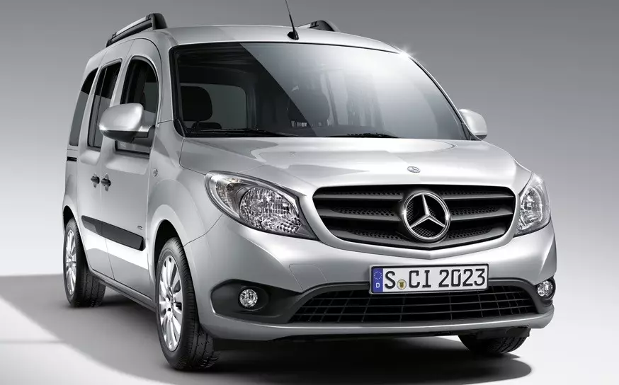 Mercedes-Benz pripravi novo kompakcijo: prvi teaser EQT 20793_3