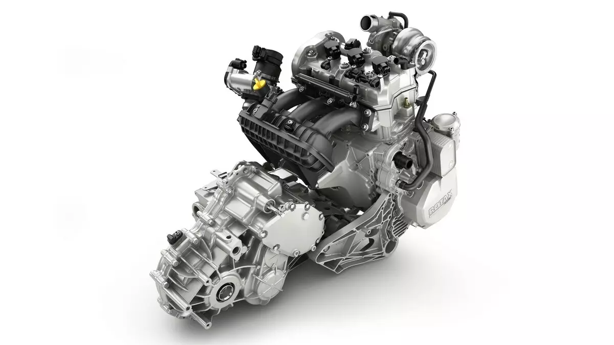 2017_maverick x3_Engine