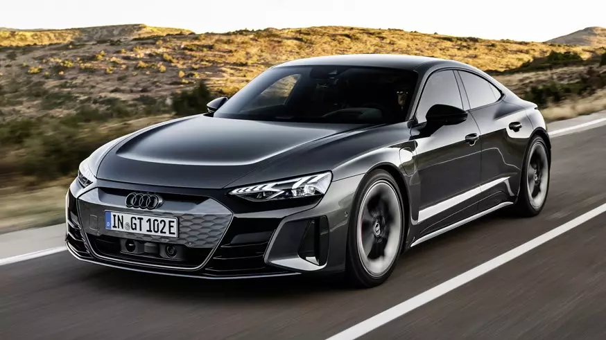 Audi yerekanye e-Tron GT na RS verisiyo: Ntibisanzwe, ariko bihendutse kuruta Porsche Taycan 20934_4